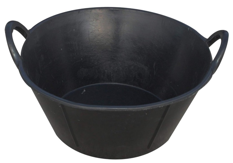 Little Giant Rubber Feeding And Watering Pan/Tub With Handles